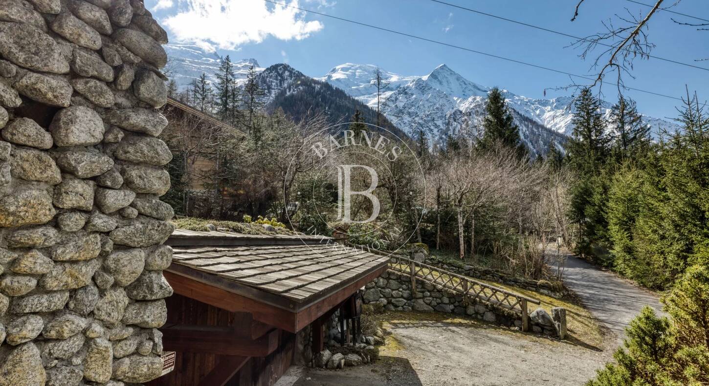 For sale House / Villa / Chalet Chamonix-Mont-Blanc 177 m² - 5 rooms ...