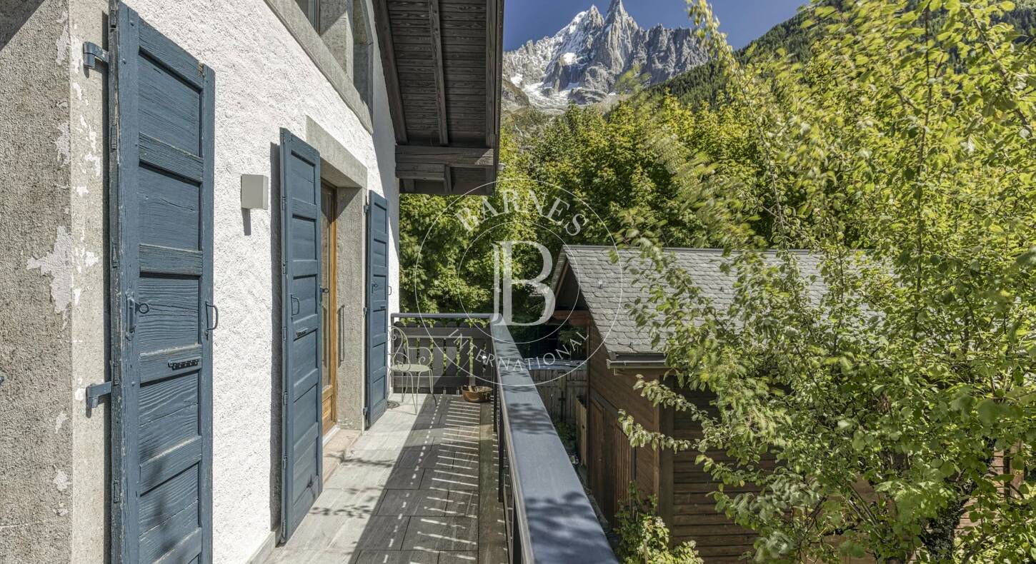 For sale House / Villa / Chalet Chamonix-Mont-Blanc 239 m² - 5 rooms ...